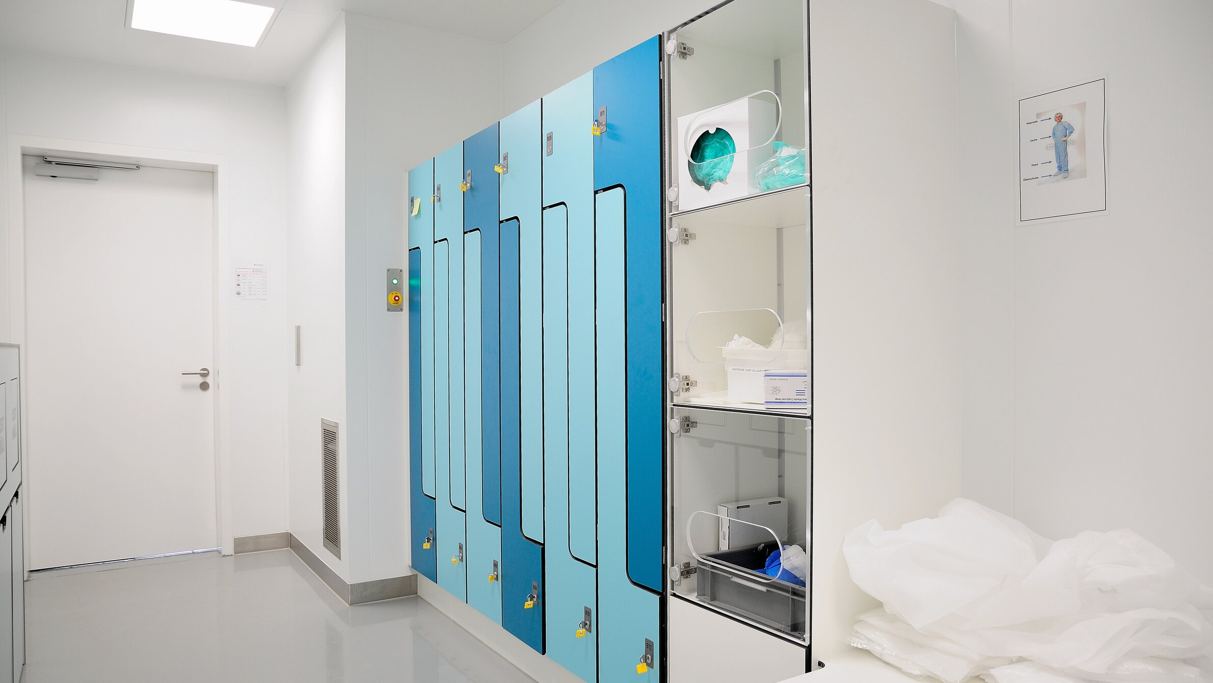Changing rooms & lockers made of HPL and chipboard panels|
